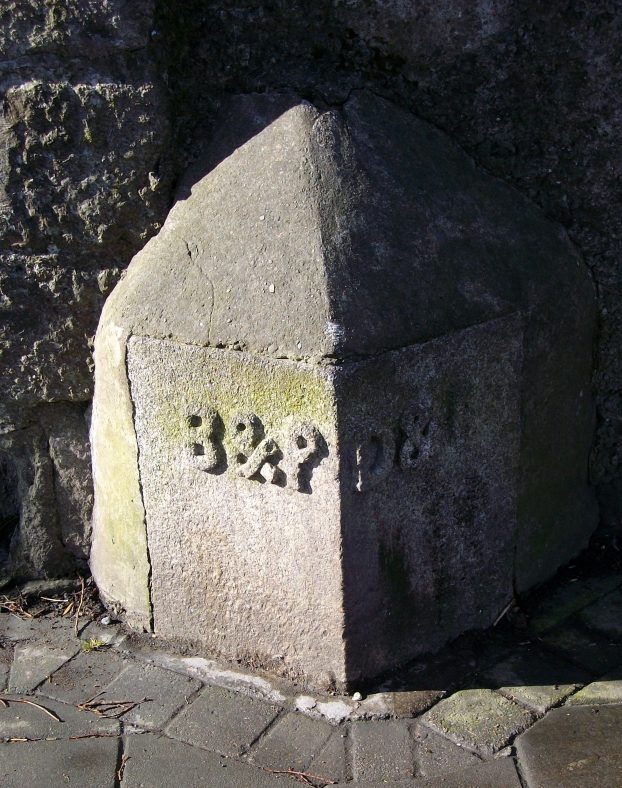 The N81 from the Embankment in Dublin to Tuckmill Cross, West Wicklow ...