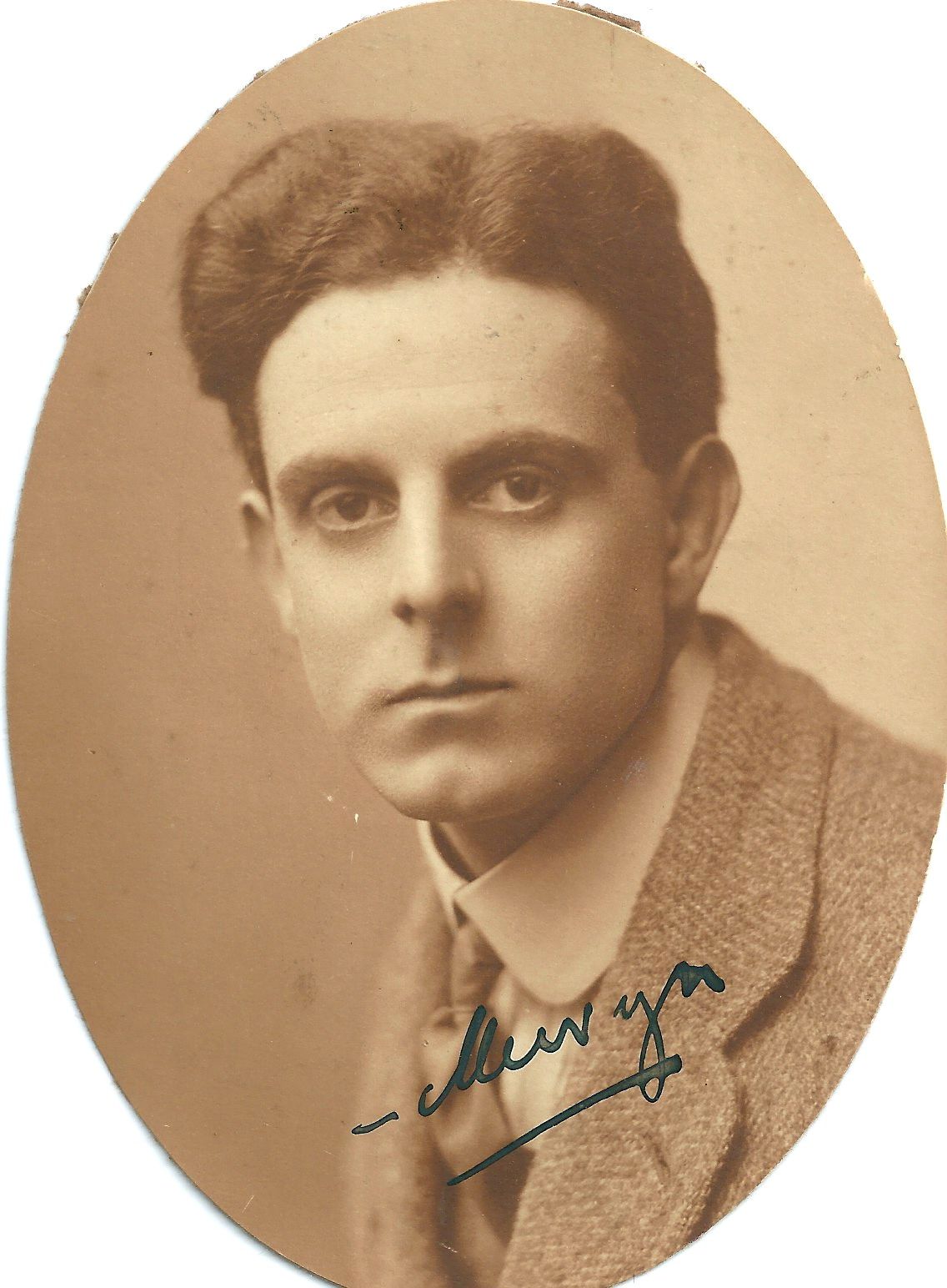 2nd Lieut. Mervyn W Colomb