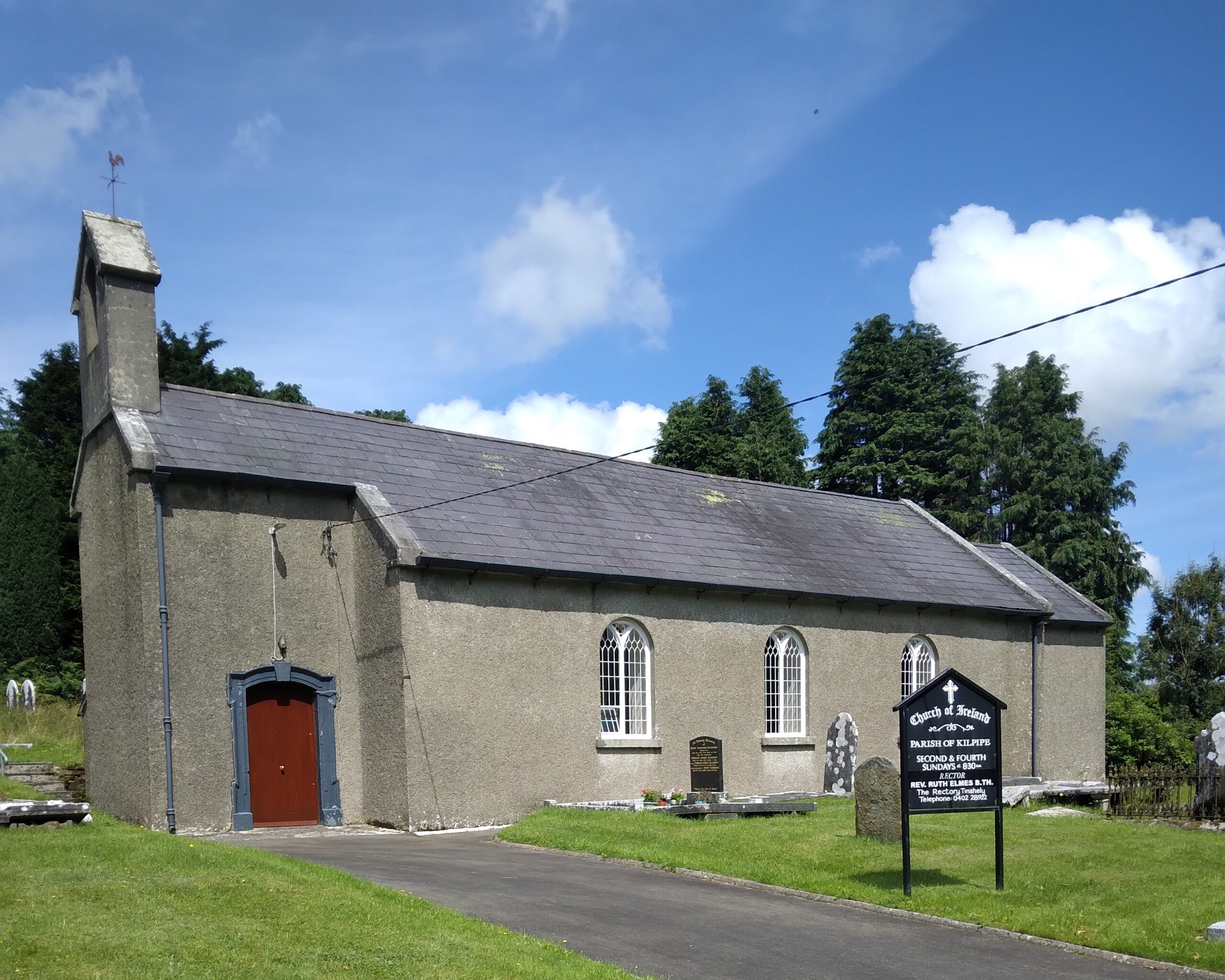 Kilpipe Church - Tinahely History & Photos