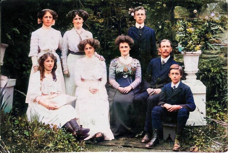 The Weir Family - Tinahely History & Photos